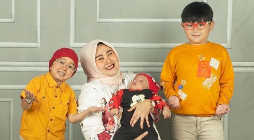 Komedian Daus Mini Dapat Anak Laki-laki Lagi dan Begadang Tiap Hari