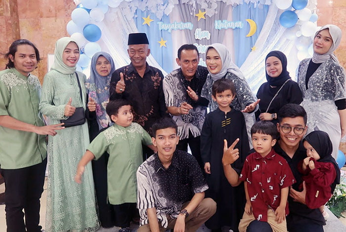 Resepsi Khitanan Alem Putra ke-3 Ikbal dan Asliyah Jadi Ajang Reunian